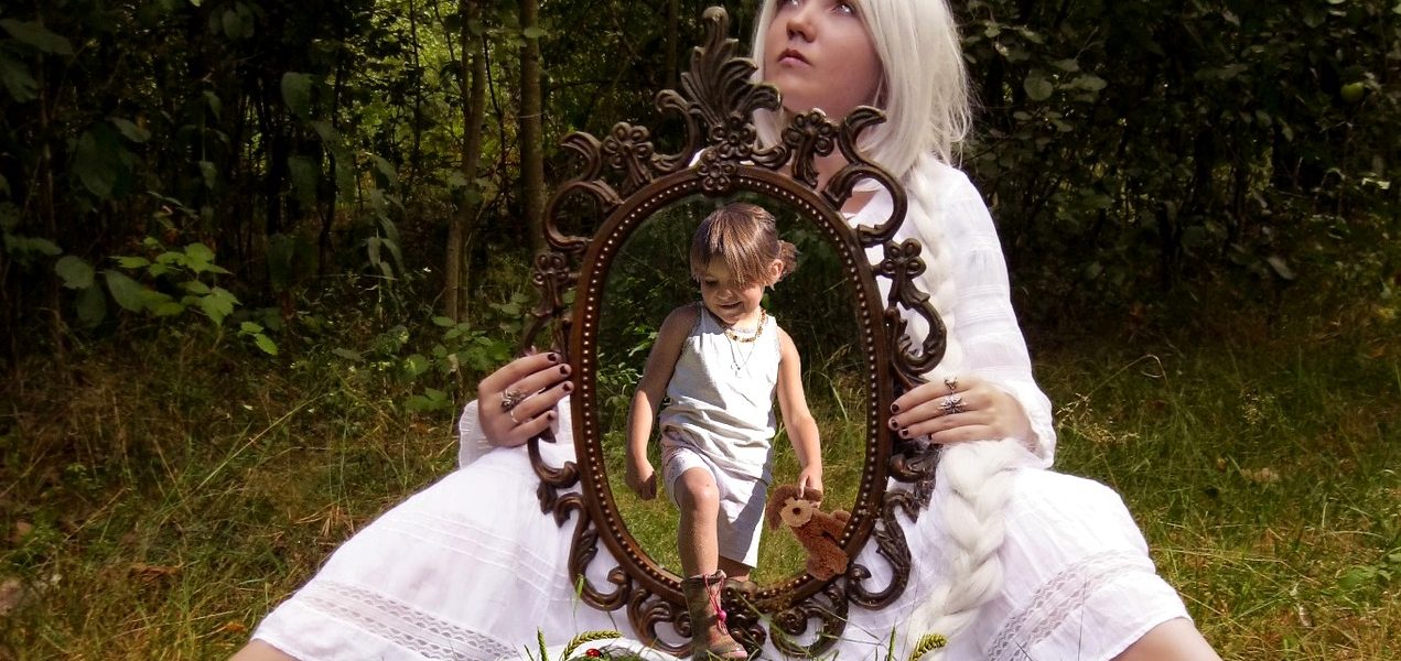 The seven Essene mirrors - Global Heart